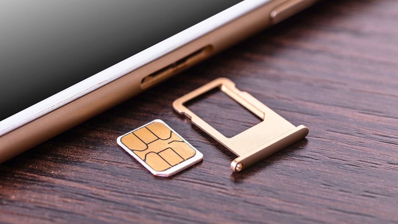 Travel Smarter in 2025 with These 15 Must-Know Hacks and Tips - We ...