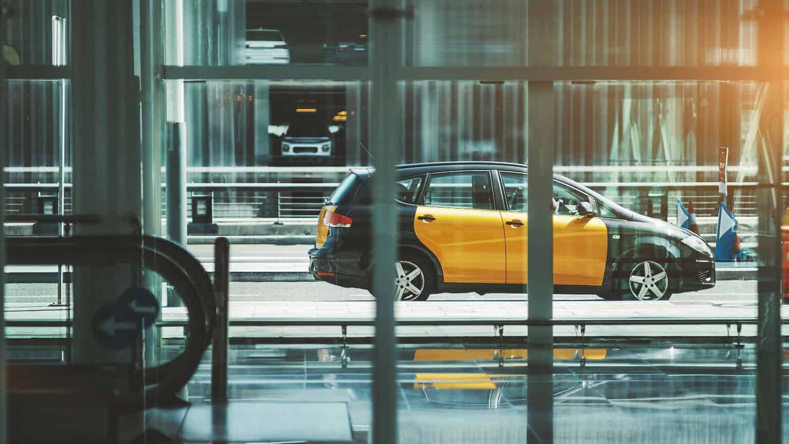15 Common Airport Mistakes You Might Be Making - We Travel, We Bond