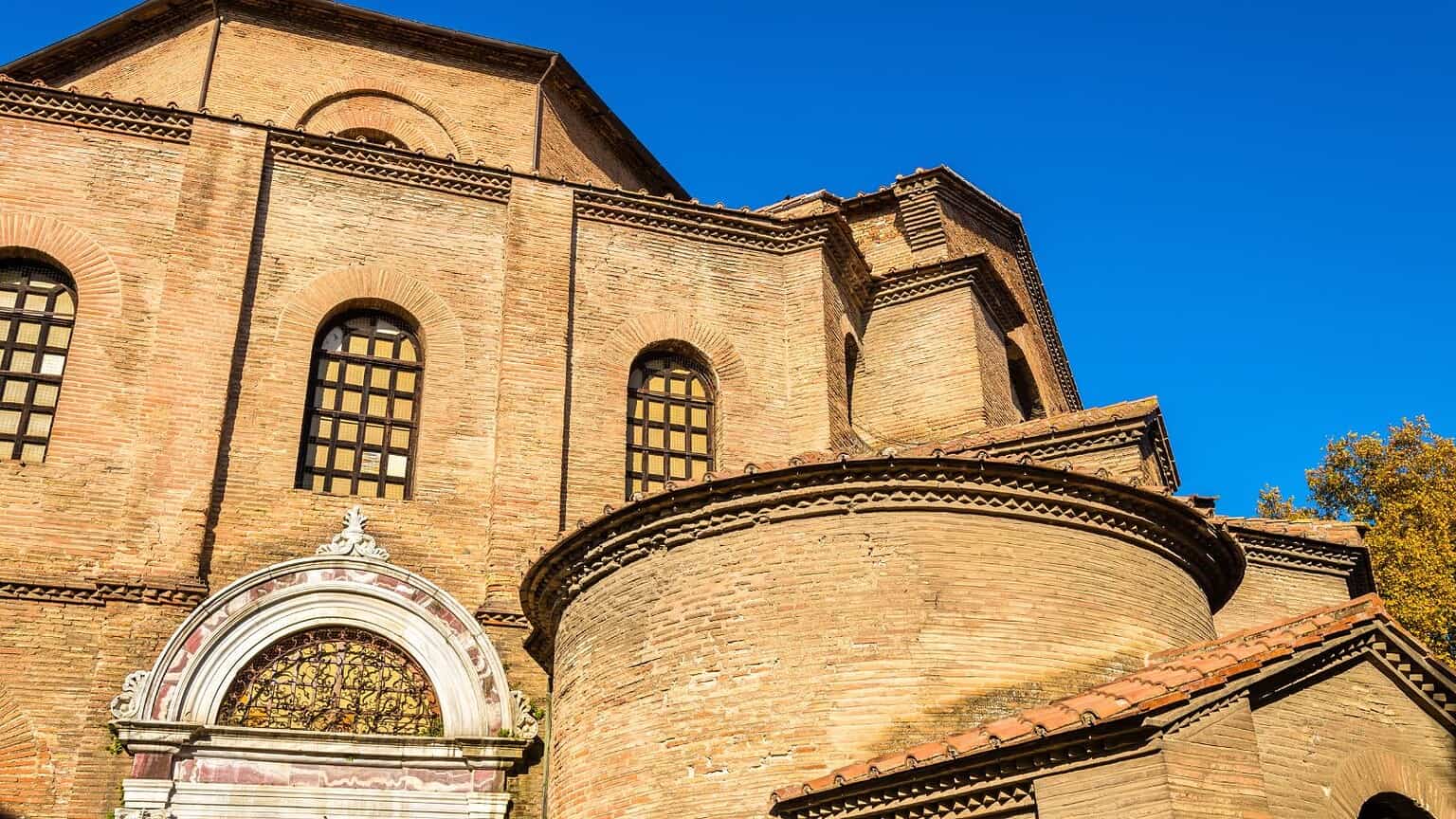 15 Churches That Changed How We Think About Architecture - We Travel ...