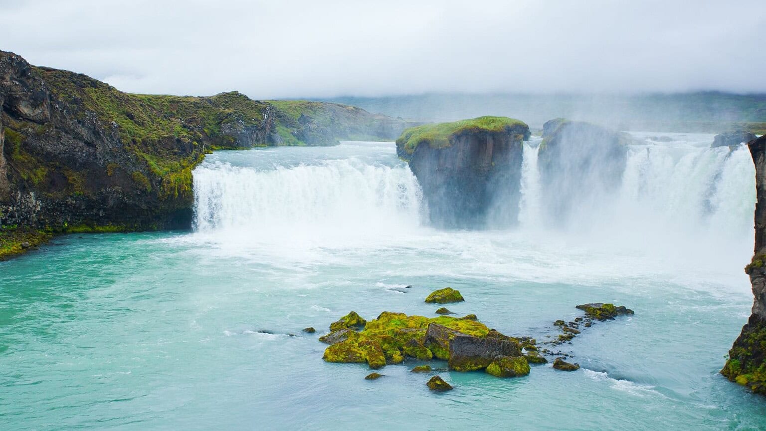 13 Must-See Places Everyone Needs to Go to as Soon as They Retire - We ...