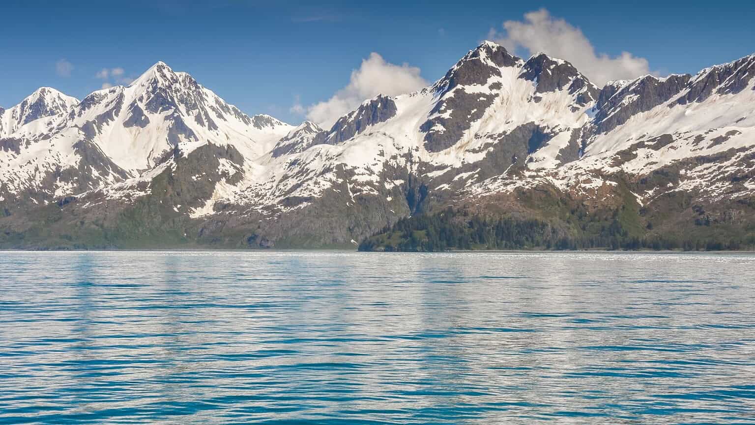 15 Picturesque Places That Show Alaska's True Beauty - We Travel, We Bond