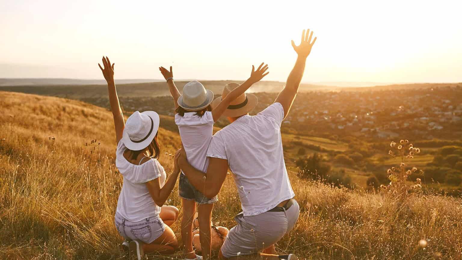 15 Reasons Why Traveling is Good For You and How it Can Change Your ...