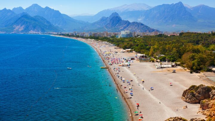 13 Destinations That Look Expensive But Won't Break Your Bank - We ...