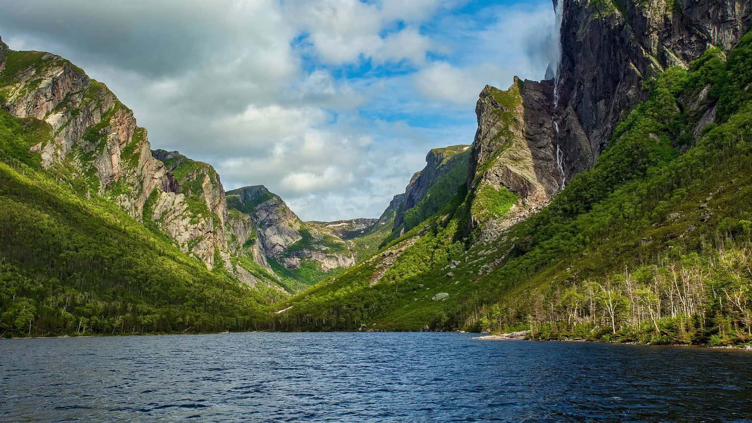 15 Breathtaking Places to Experience a Canadian Spring - We Travel, We Bond