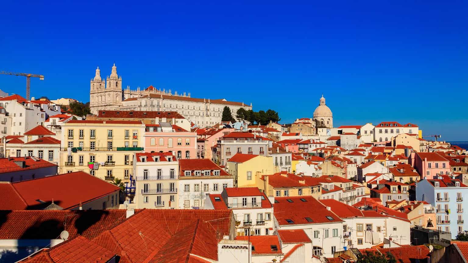 Plan Your Early Spring Getaway with These 15 Stunning Places - We ...