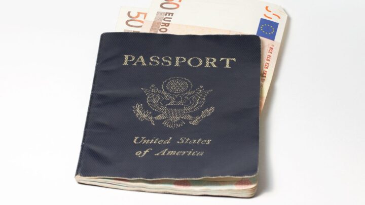 13 Passport Oversights That Are Canceling Vacations This Year - We ...