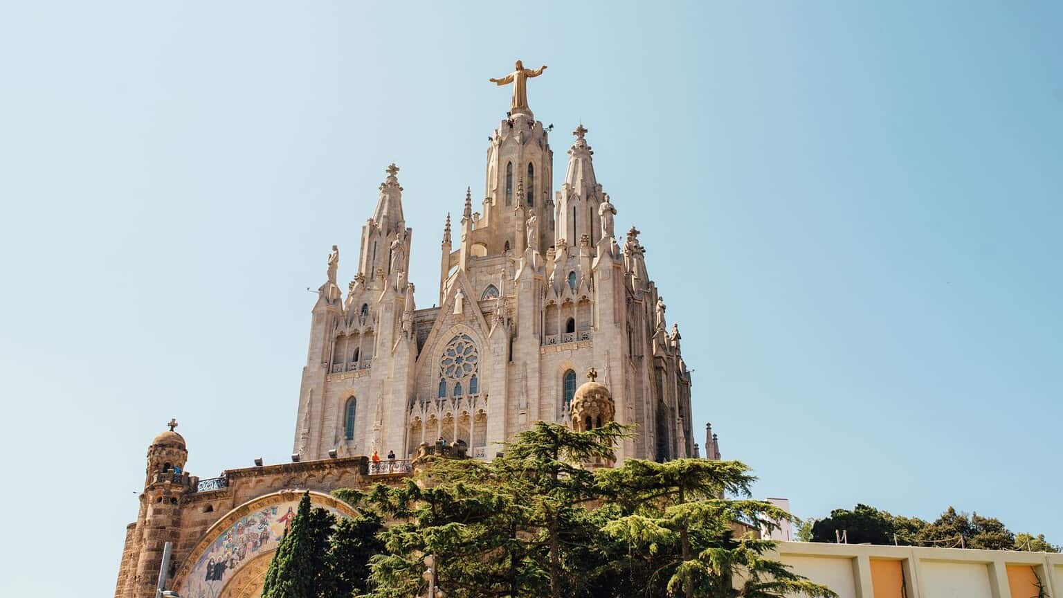 13 Cities With the Most Unique Architecture That Truly Stand Out - We ...