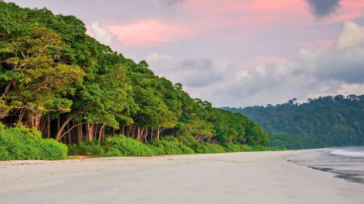 15 Beach Locations That'll Have You Extending Your Vacation - We Travel ...