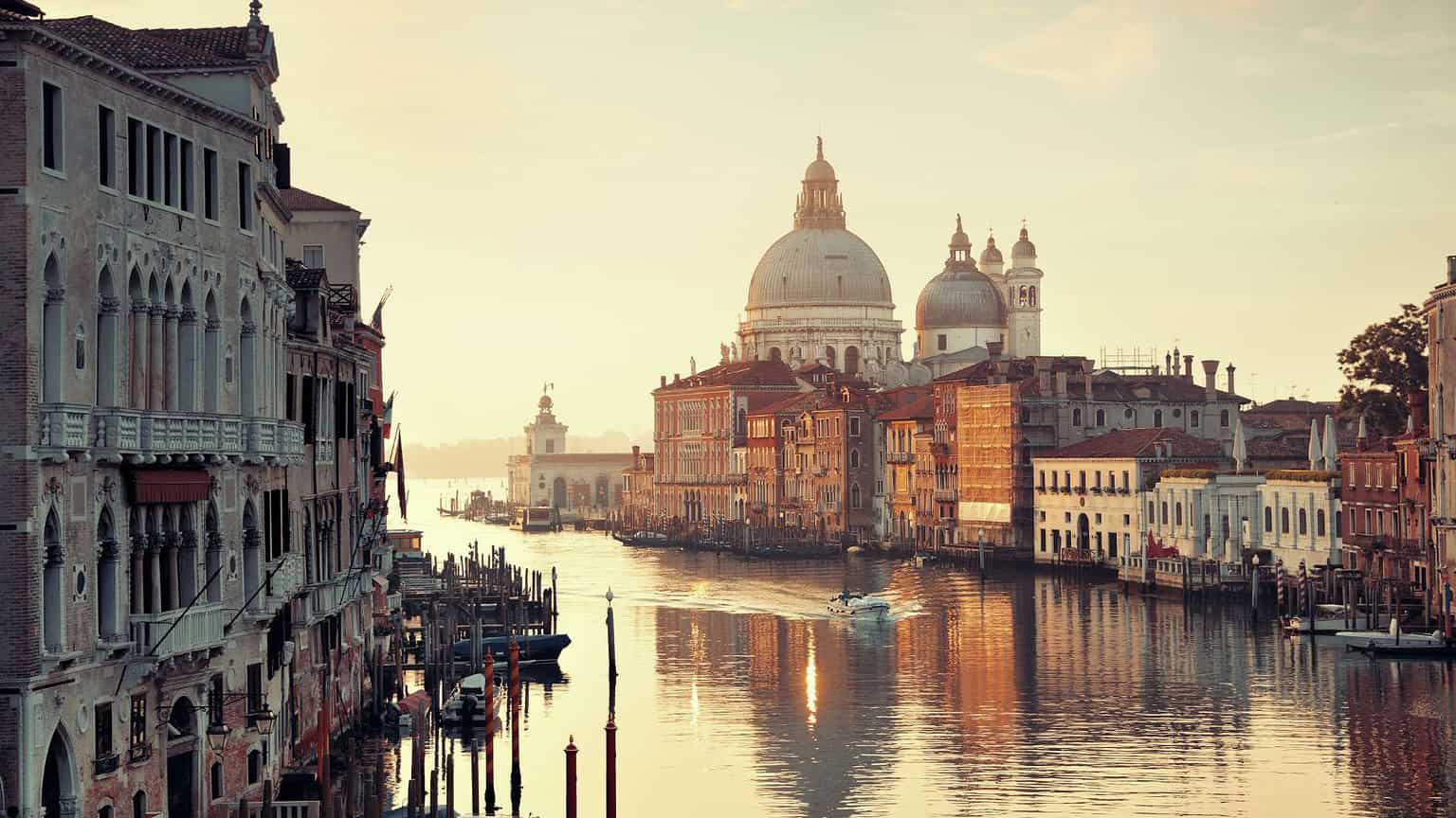 Top 15 Most Walkable Cities That Make Traveling Easy and Fun - We ...