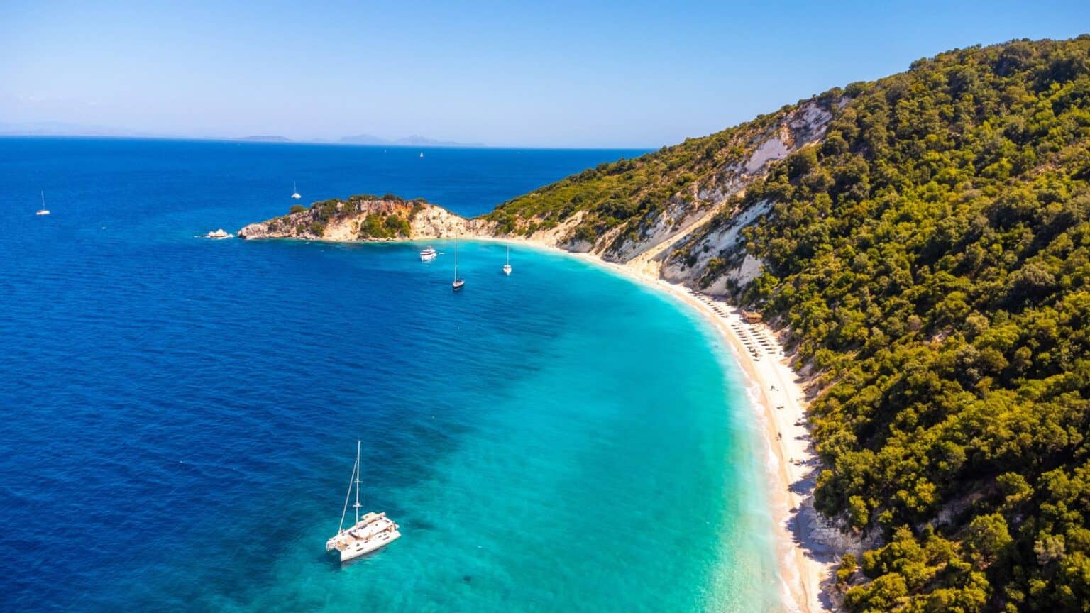 13 Countries With Coastlines Perfect for Beach Lovers and Travelers ...