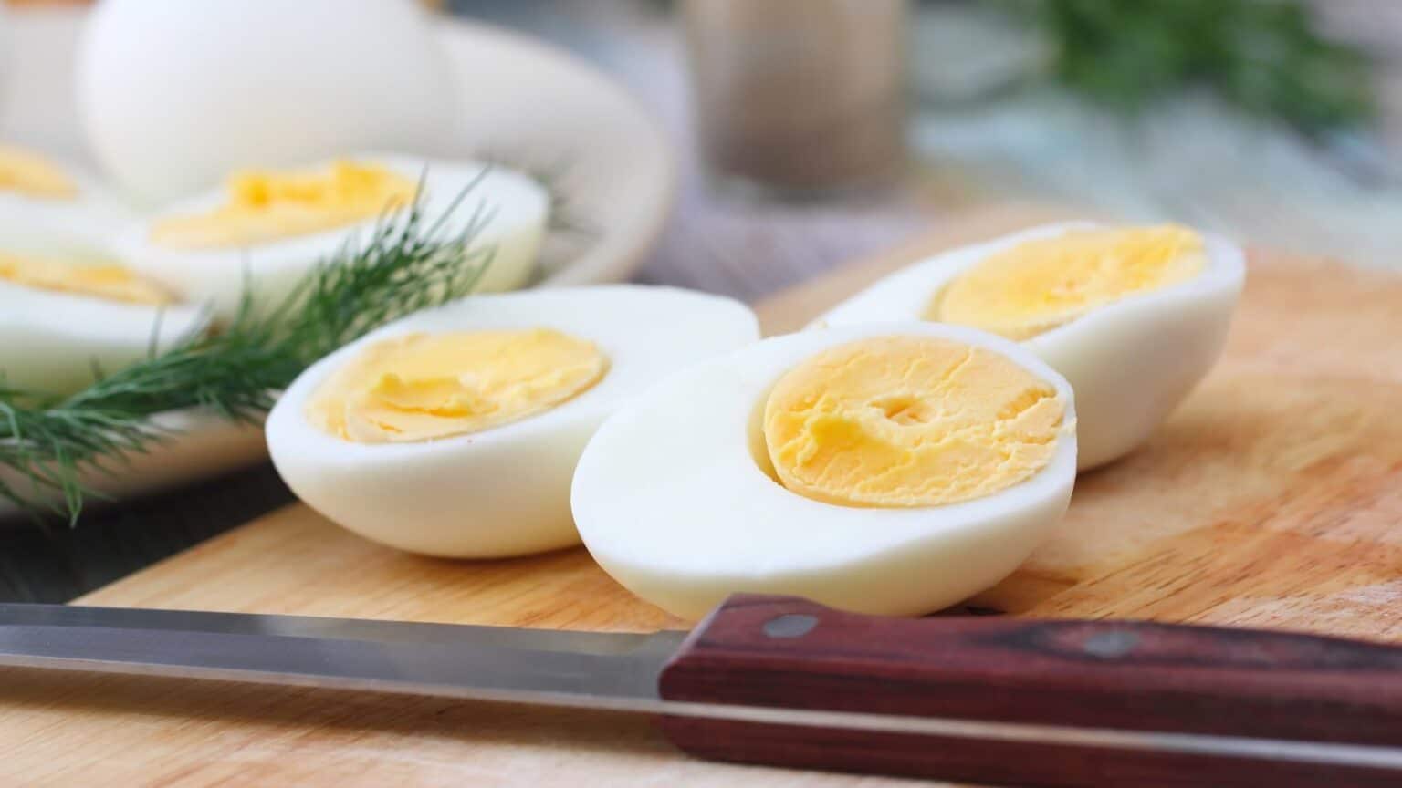 11 Security-Safe Snacks That Make Long Flights Actually Bearable - We ...