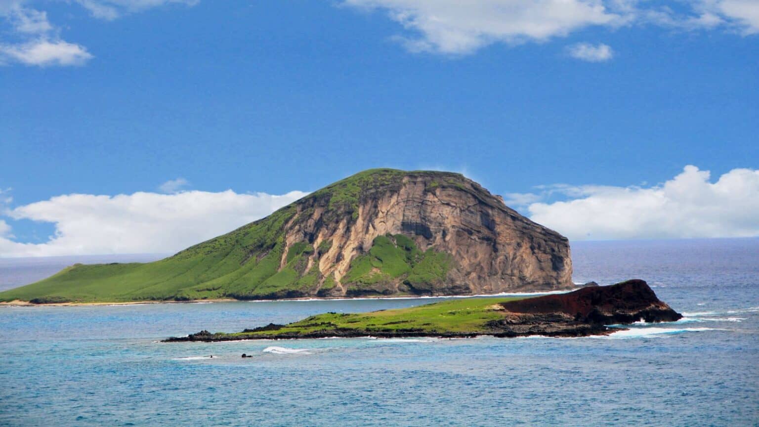 10 Hawaiian Islands That Showcase Why It's Called Paradise - We Travel ...