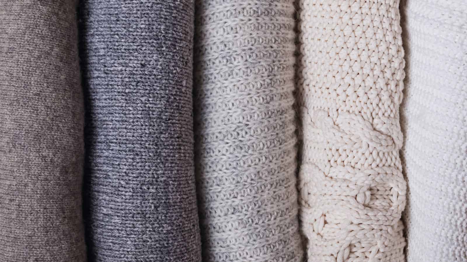 13 Smart Packing Tips for Traveling in Unpredictable Fall Weather