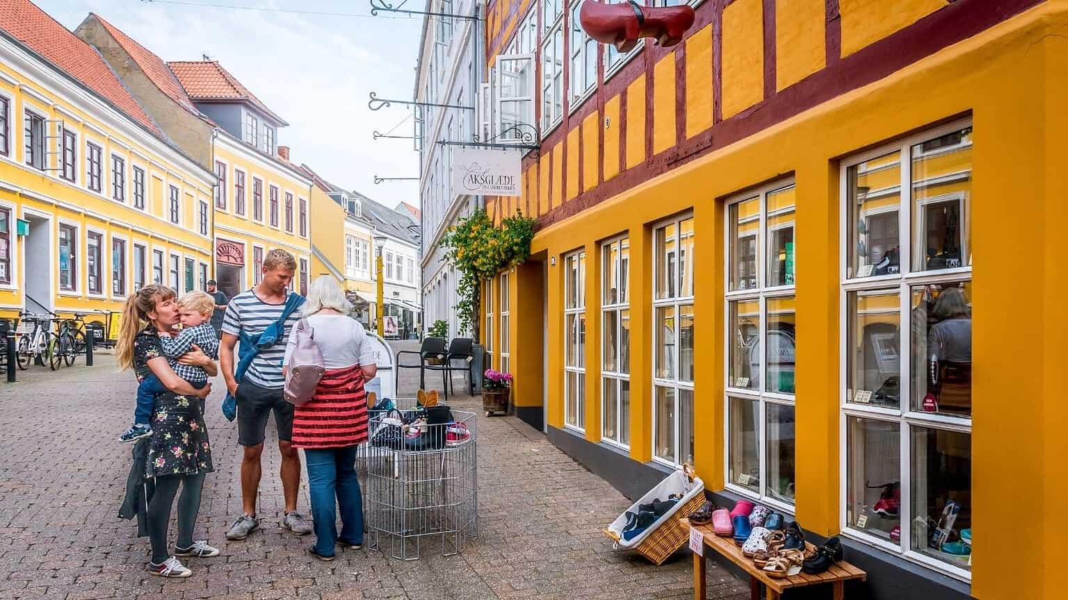 10 Countries Canadians Say Offer a Different Pace of Life
