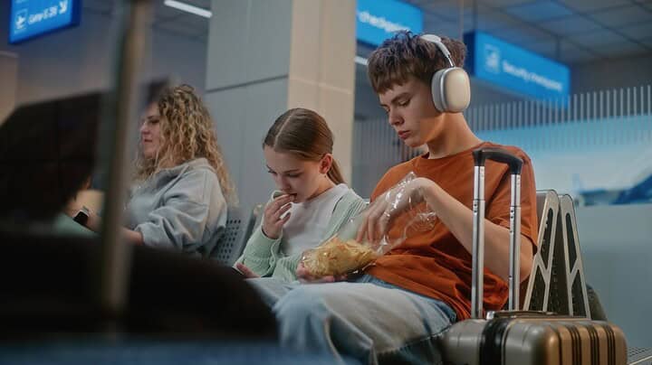 11 Airport Snacks to Pack So You Don't Get Ripped Off at the Gate